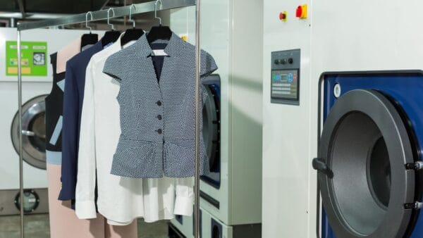 Here’s How to Remove Perfume Stains Like a Pro! | Beautinow